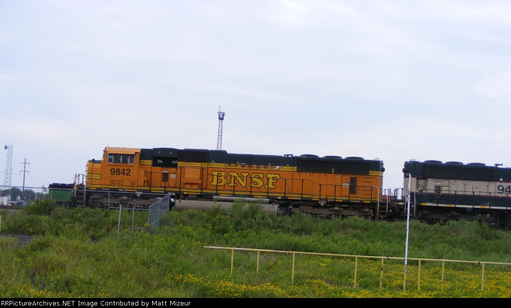 BNSF 9842